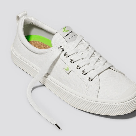 Cariuma | Shoes | New Wo Box Cariuma Off White Lace Up Sneakers Size 85 ...